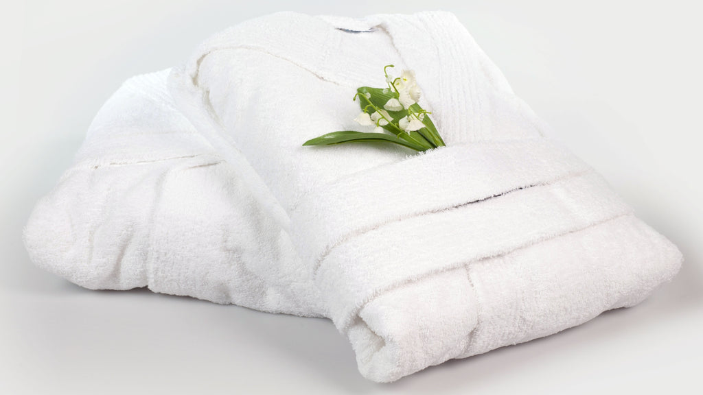 The Importance of Choosing the Right Bathrobes and Body Wraps ...